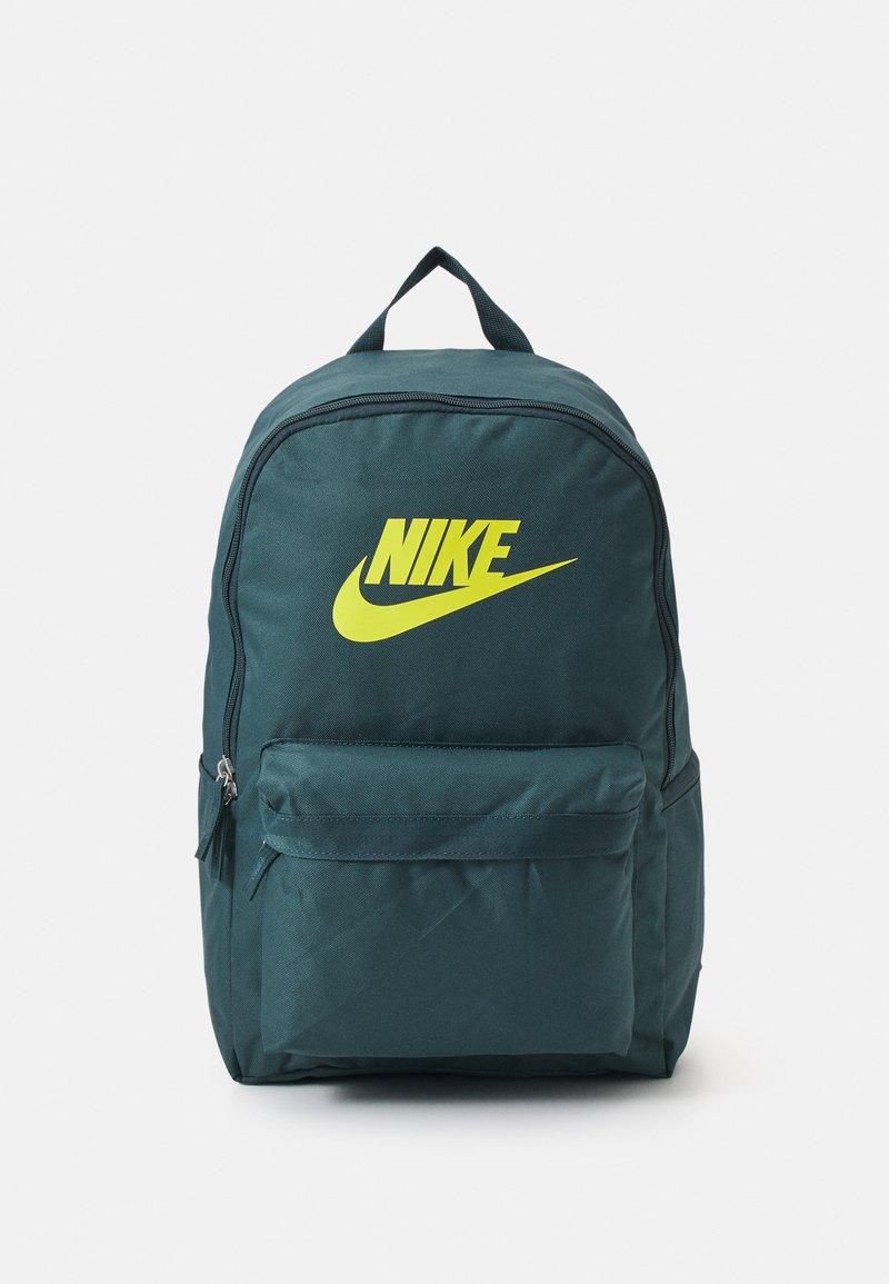 Nike Sportswear HERITAGE UNISEX - Rucksack - deep jungle/deep jungle ...