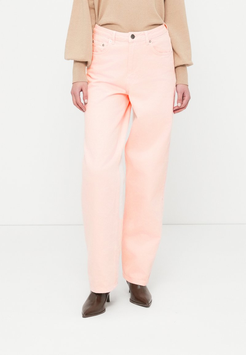 LeGer by Lena Gercke CHARLIE PANTS - Flared jeans - powder pink ...