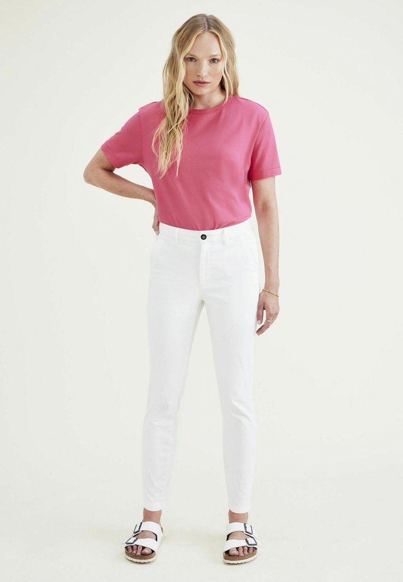 DOCKERS SKINNY FIT - Chino - egret white/weiß - Zalando.de