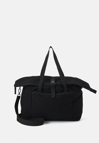 Rains HILO WEEKEND BAG SMALL - Matkakassi - black/musta - Zalando.fi