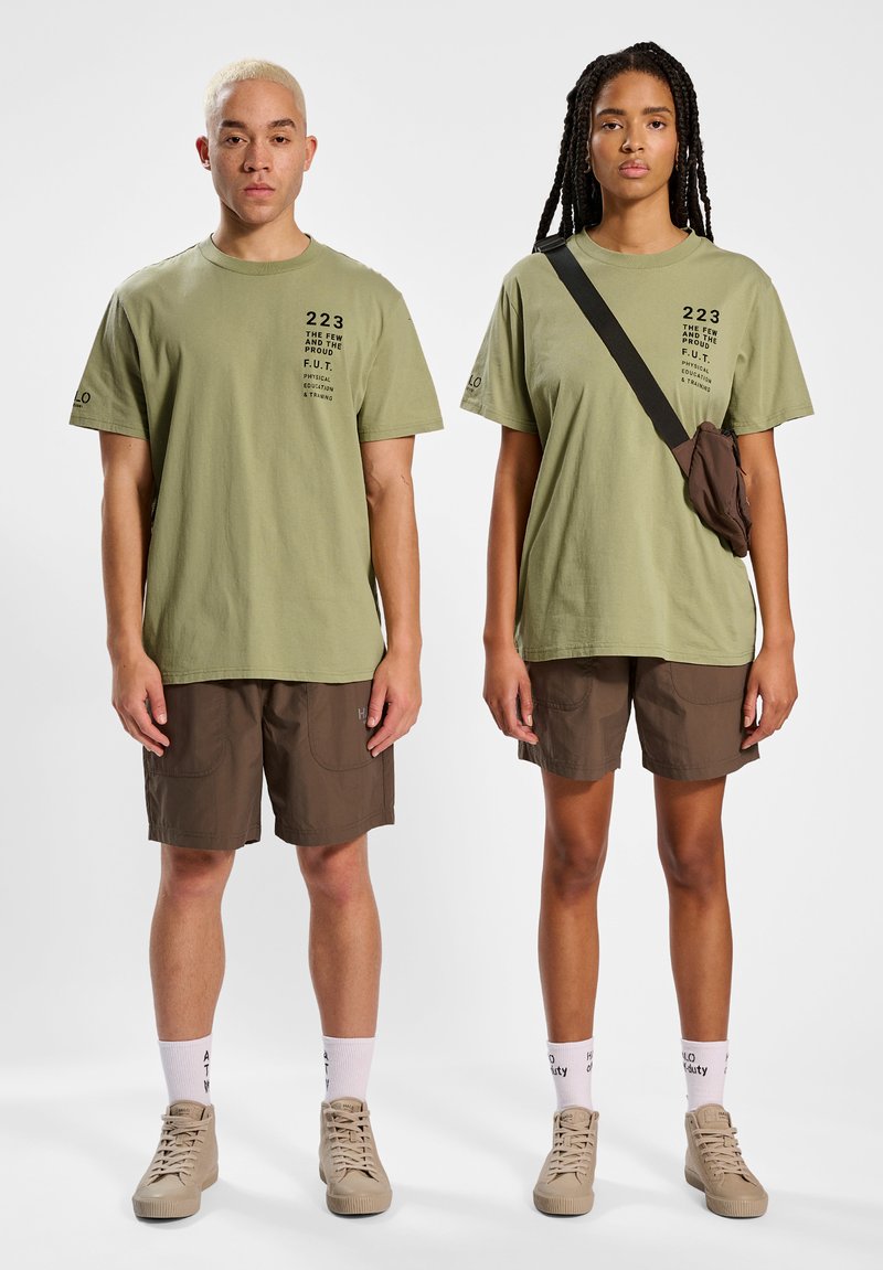 HALO LOGO - T-Shirt print - gray green/khaki - Zalando.de