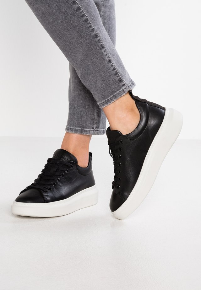 Pavement Online Shop | Pavement online bestellen bei Zalando