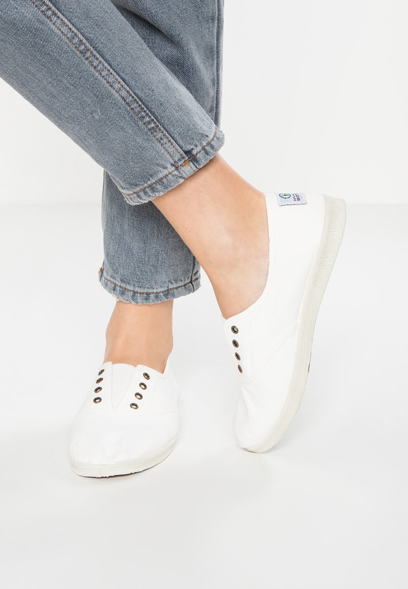 Natural World INGLES TINTADO - Trainers - blanco/white - Zalando