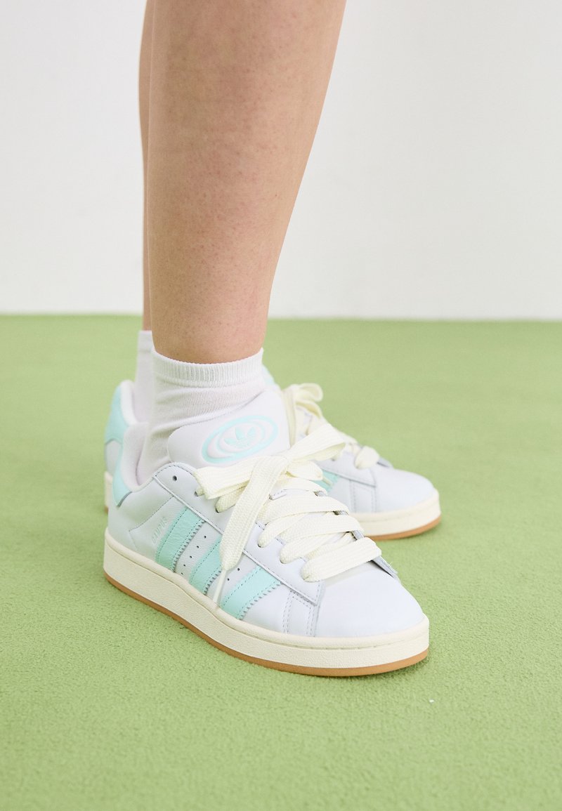 adidas Originals CAMPUS 00S W - Zapatillas - crystal white/core white ...
