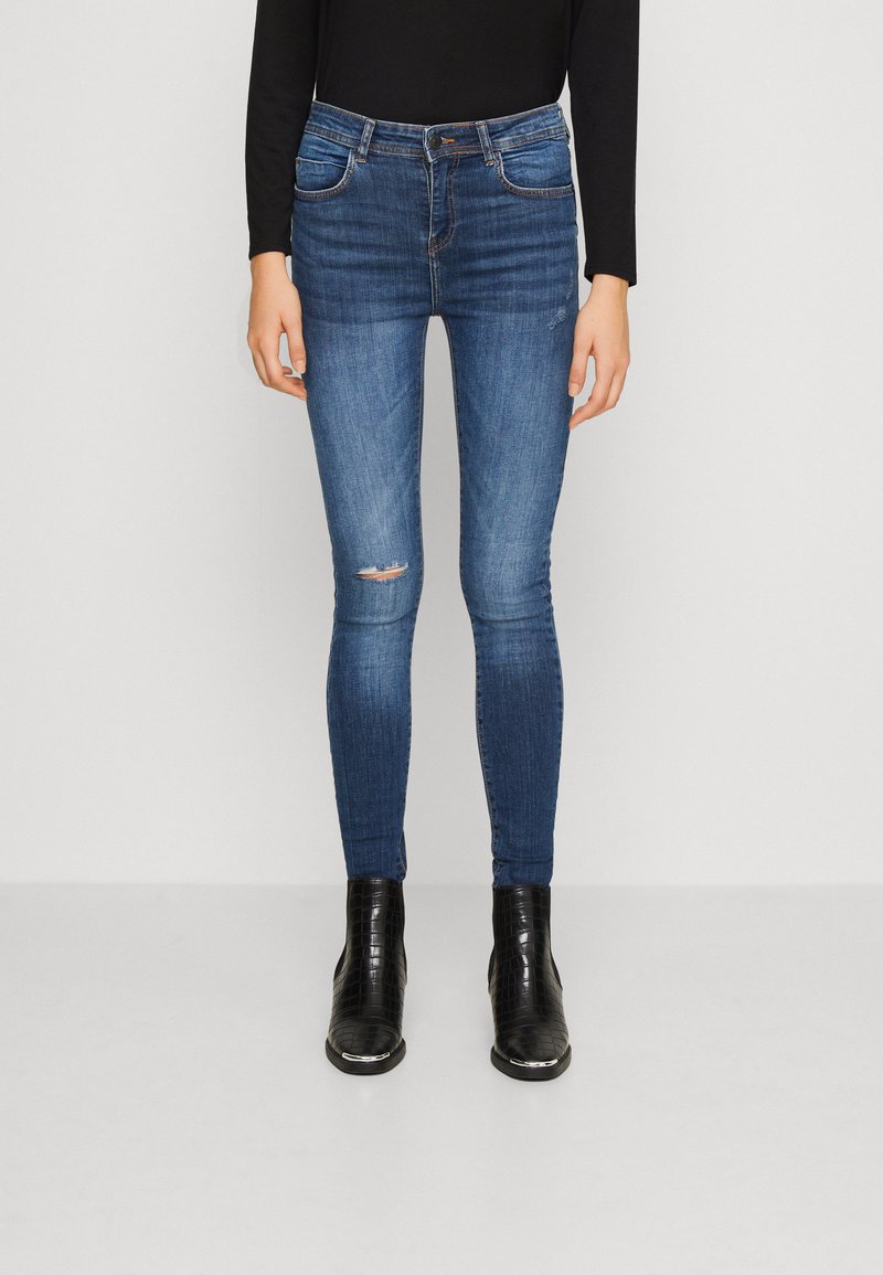 Pieces PCKATE HIGH WAIST - Jeans Skinny Fit - medium blue denim ...