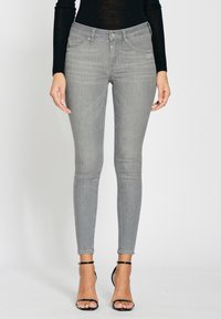 Gang SUPER LAYLA - Jeans Skinny Fit - noble grey wash/black denim - Zalando