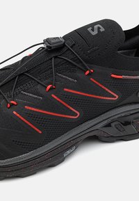 Salomon XT-RUSH 2 UNISEX - Trainers - black/magnet/fiery red/black ...