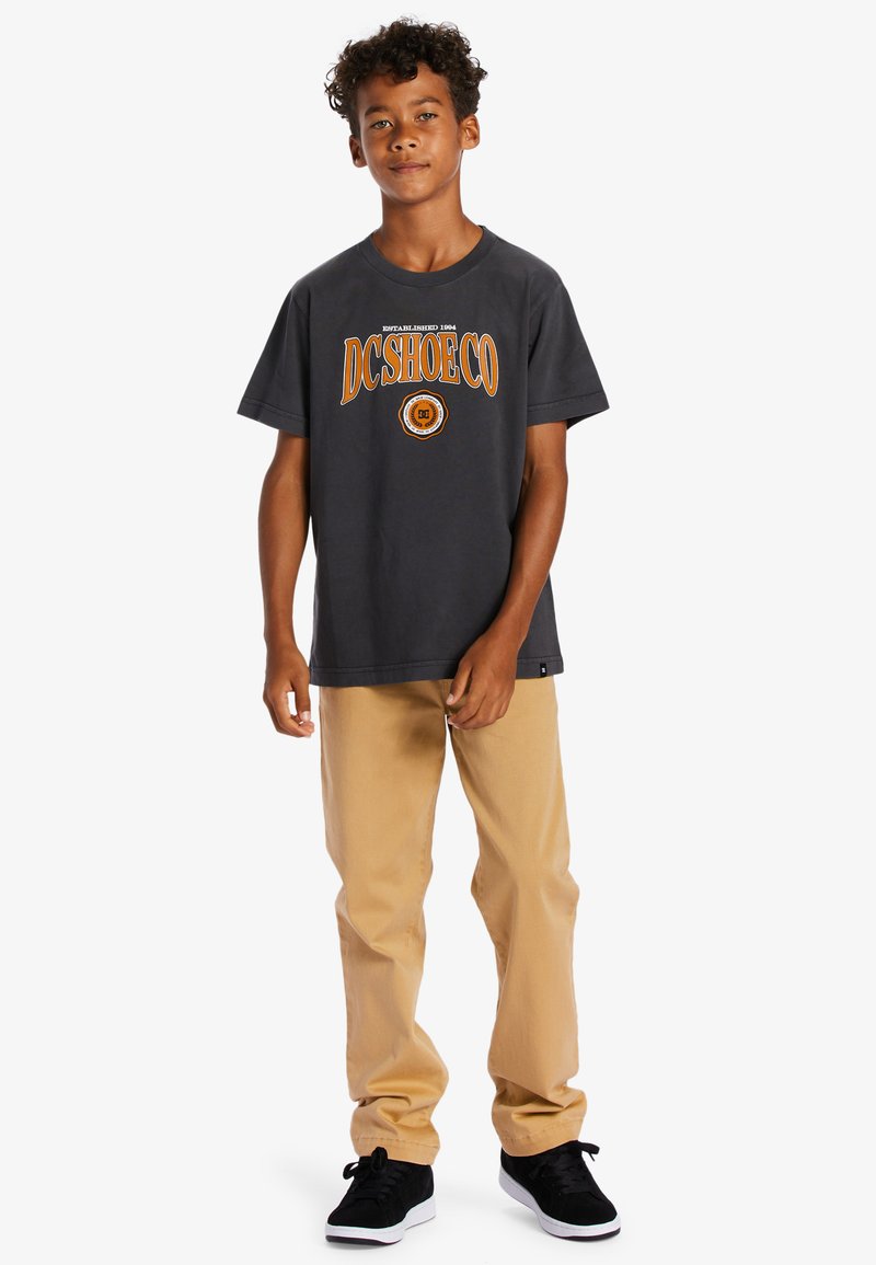 DC Shoes TUITION - Print T-shirt - ktew pirate black enzyme wash/black ...