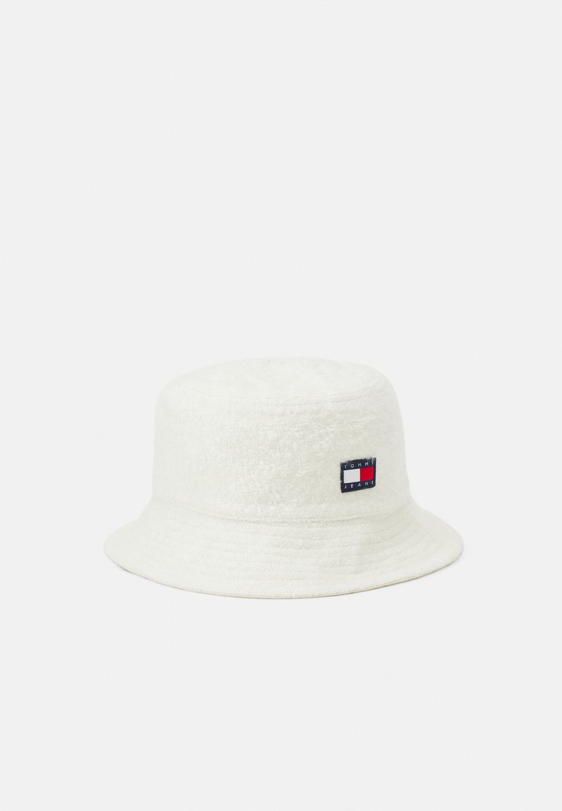 Tommy Jeans SOFT READY BUCKET HAT - Klobouk - ecru/špinavě bílá ...