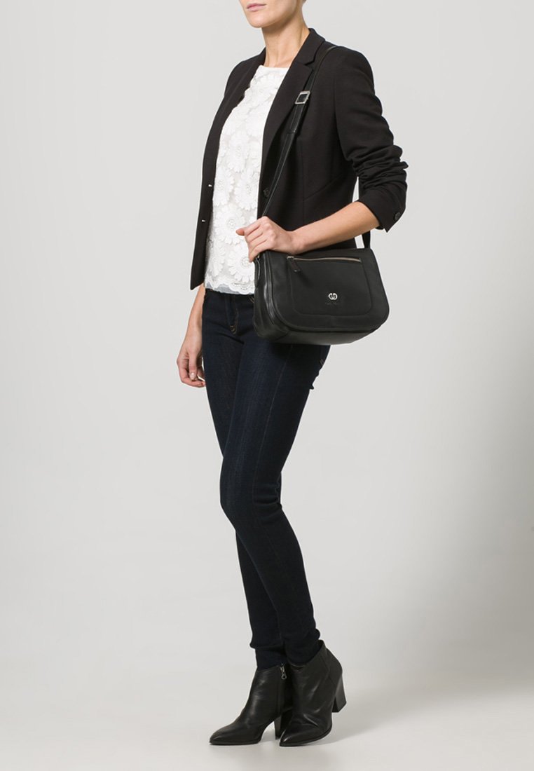 Gerry Weber SIENA - Across body bag - black - Zalando