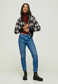 Pepe Jeans VIOLET - Slim fit -farkut - denim/sininen denim - Zalando.fi