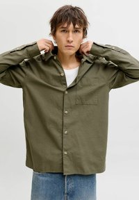 Jack & Jones RELAXED FIT - Shirt - dusty olive/mottled olive - Zalando ...