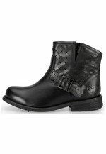 Felmini Wide Fit Cowboy/biker ankle boot - black/black - Zalando.de