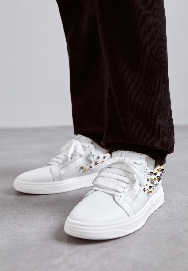 Baskets de luxe pour homme | Zalando Belgique - Page 2