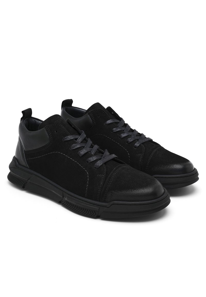 Desa Trainers - black - Zalando