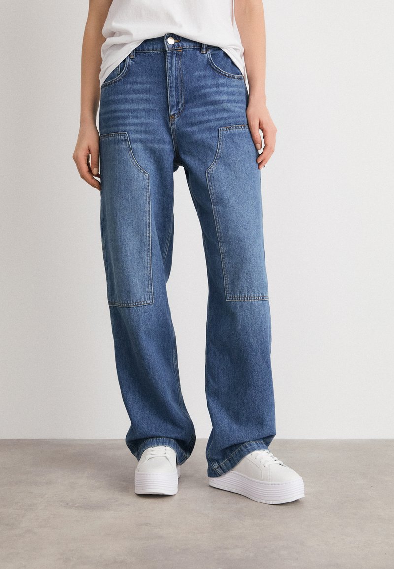 AllSaints MIA CARPENTER - Jeans Relaxed Fit - mid indigo/blue denim ...