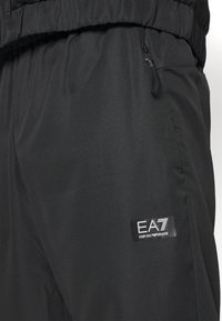 EA7 Emporio Armani VENTUS TRACKSUIT - Survêtement - black/noir - ZALANDO.FR