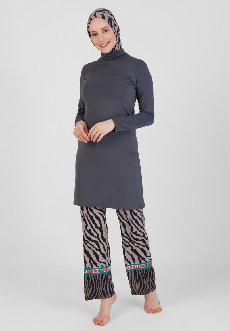 Modanisa SET FULL COVERAGE BURKINI - MAYO BELLA - Bukser - grey/white ...