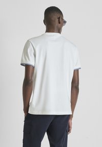 Antony Morato REGULAR FIT WITH INJECTION LOGO - Print T-shirt - white ...