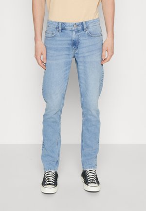 Only & Sons ONSEDGE BOX - Jeans Straight Leg - light blue denim/light ...