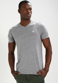 Abercrombie & Fitch ICON V NECK TEE 3 PACK - T-Shirt basic - white/black/grey/weiß - Zalando