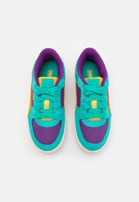 Puma PRO UNISEX - Joggesko - spectra green/mustard seed/purple pop ...