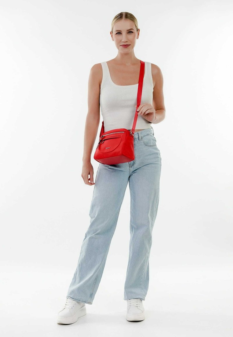 Tamaris TAS ANGELA - Borsa a tracolla - red/rosso - Zalando.it