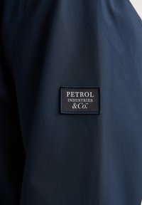 Petrol Industries BURRO - Bomber Jacket - navy blue/dark blue - Zalando