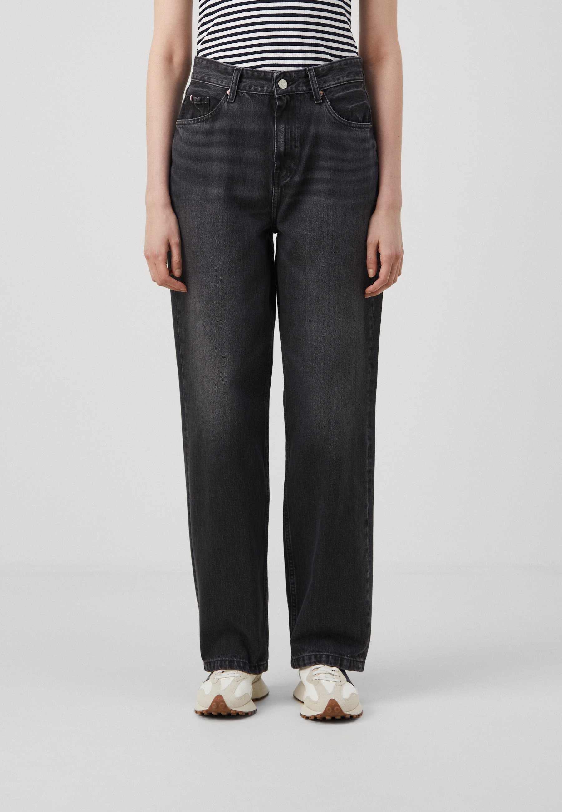 Tommy Hilfiger STRAIGHT Jeans Relaxed Fit cal black denim Zalando