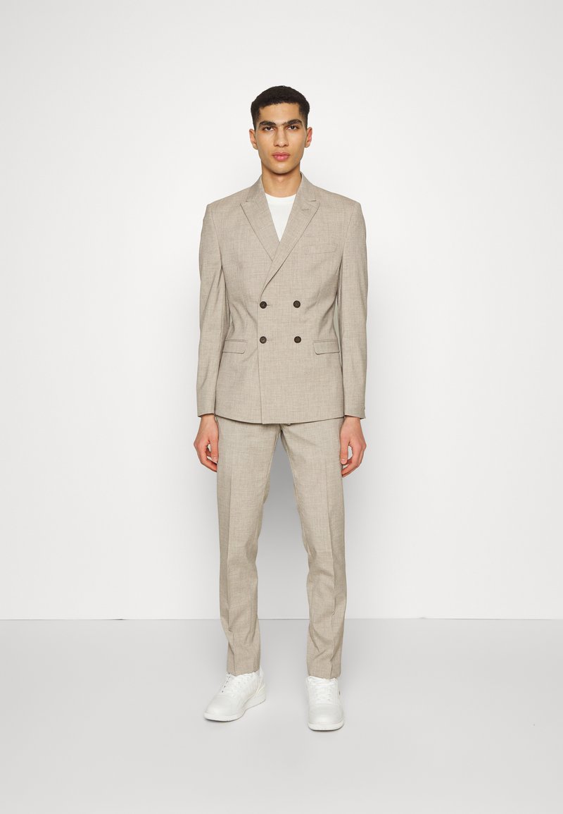 Isaac Dewhirst THE FASHION SUIT - Suit - beige - Zalando