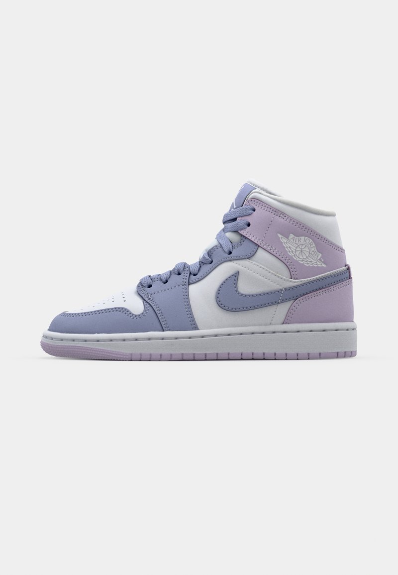 Jordan AIR JORDAN 1 MID - High-top trainers - indigo haze/doll white ...