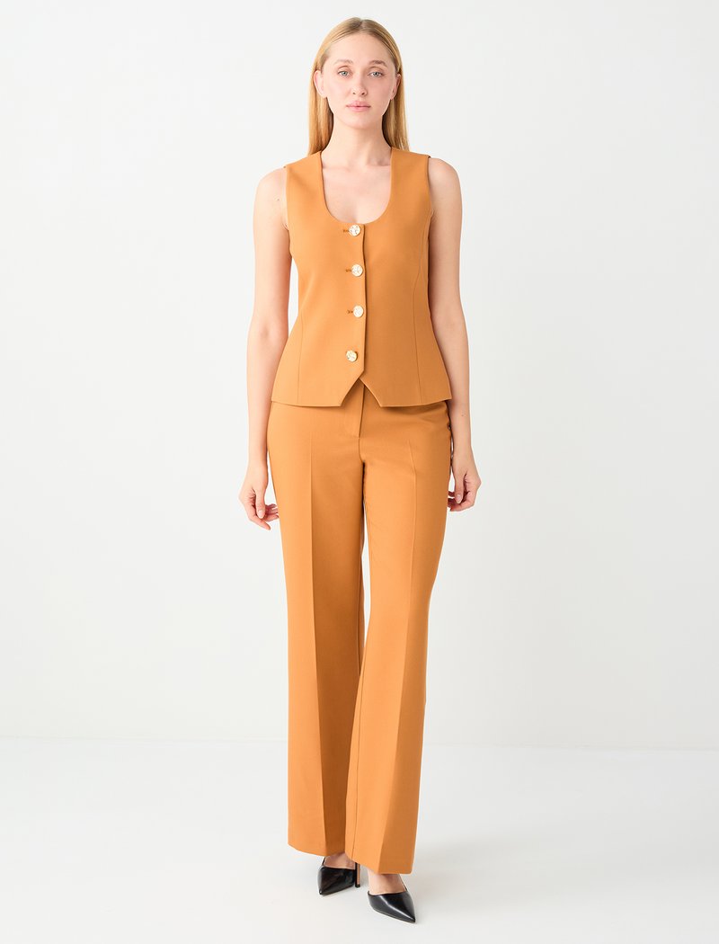 Jimmy Key WIDE CUT - Trousers - caramel/light brown - Zalando