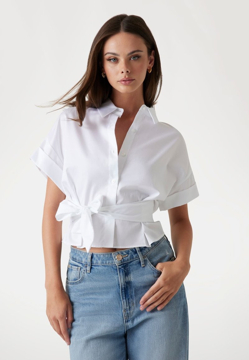 Guess Button-down blouse - weiß/white - Zalando