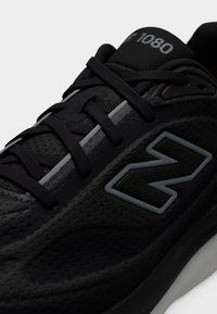 New Balance 1080 V15 - Väglöparskor - black/svart - Zalando.se
