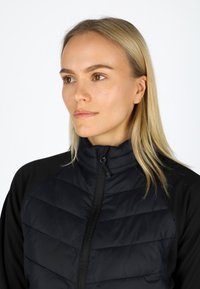 X-Trail HYBRID JACKET W - Ulkoilutakki - black black/musta - Zalando.fi