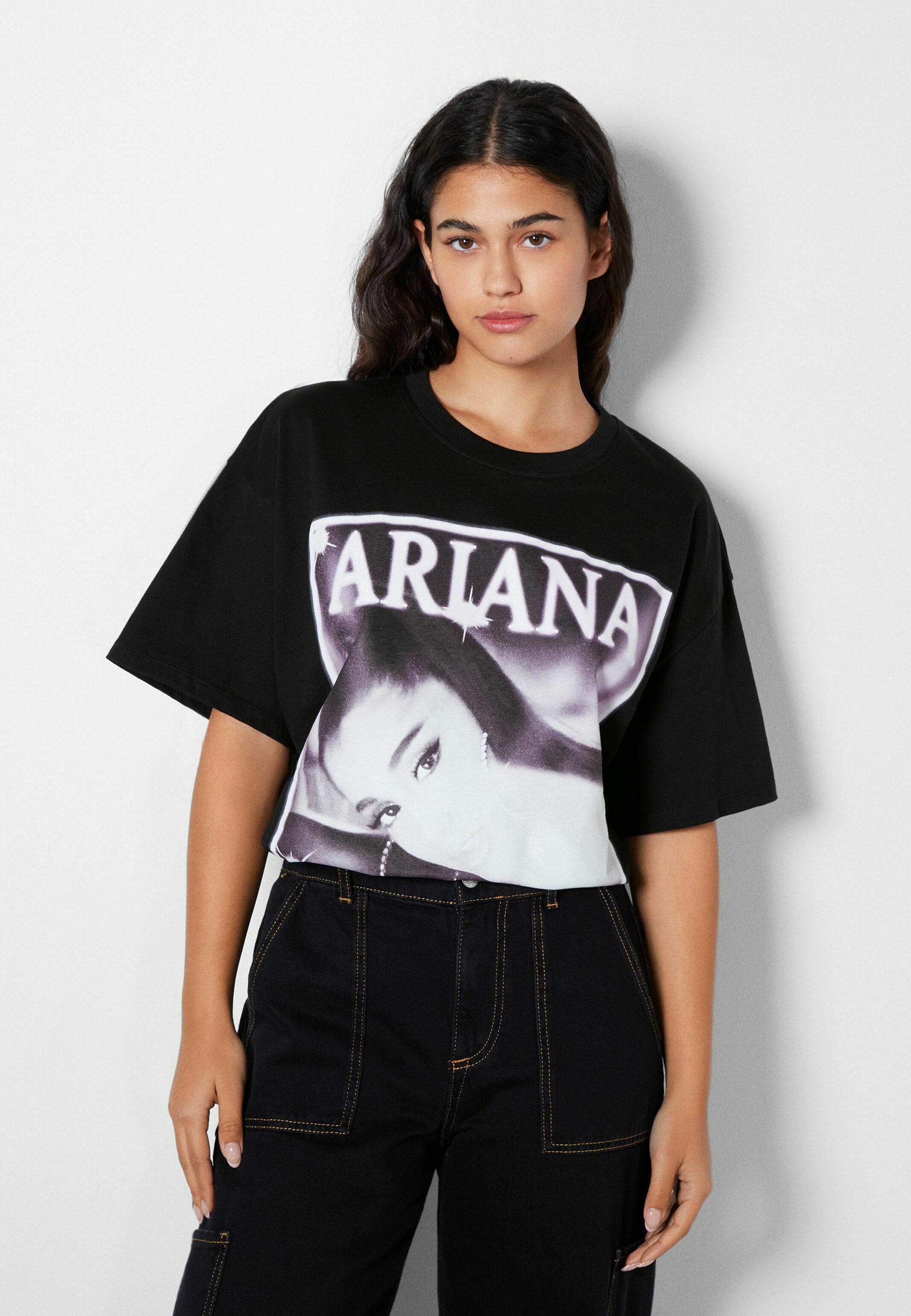 Ausdrücklich Hinweis Cliff ariana grande tour shirt Extrakt Herrin Grad Celsius