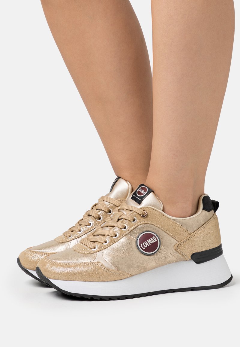 Colmar Originals TRAVIS PUNK HIGH OUTSOLE - Tenisky - light gold/zlatá ...