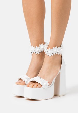 Koi Footwear CHUNKY - Platform szandálok - white/fehér - Zalando.hu