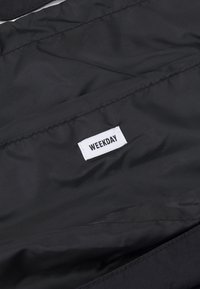 Weekday BILL BAG - Shopping Bag - black/schwarz - Zalando.ch