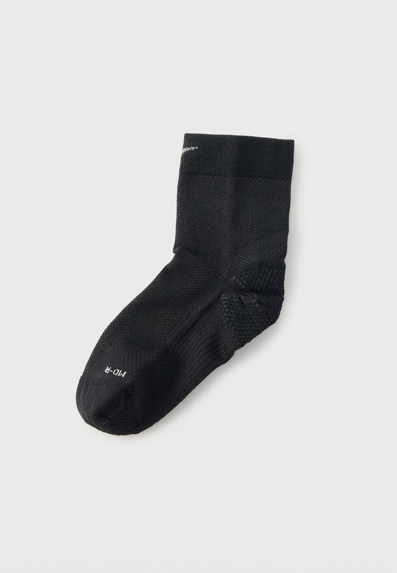 Nike Performance RUN UNISEX - Chaussettes de sport - black/pure ...