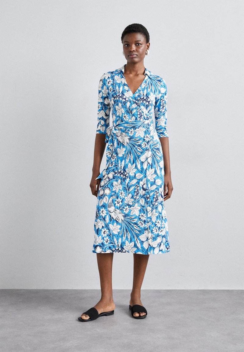 Diane von Furstenberg ABIGAIL MIDI DRESS - Jersey dress - light blue ...