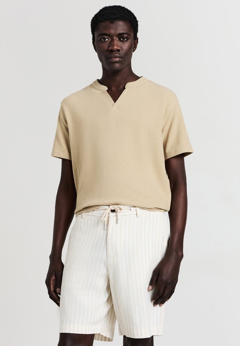 Calliope BERMUDA LINO RIGATO - Short - var sabbia/beige - ZALANDO.FR