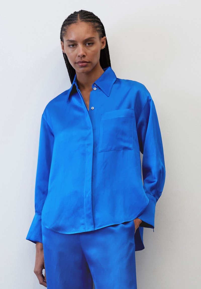 Marc O'Polo SIDE SLITS HIDDEN BUTTON PLACKET - Hemdbluse - vibrant blue ...