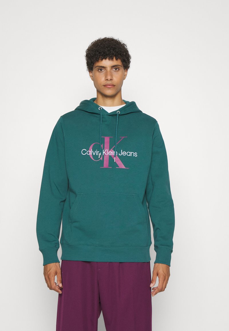 Calvin Klein Jeans SEASONAL MONOLOGO REGULAR HOODIE - Sweatshirt - atlantic deep/vert foncé ...