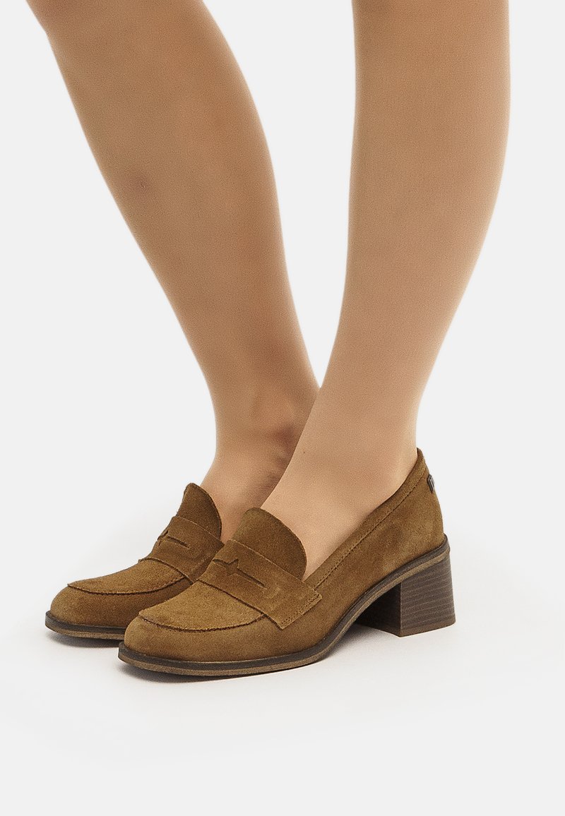 mtng DE TACÓN - Slipper - cuero/braun - Zalando.de