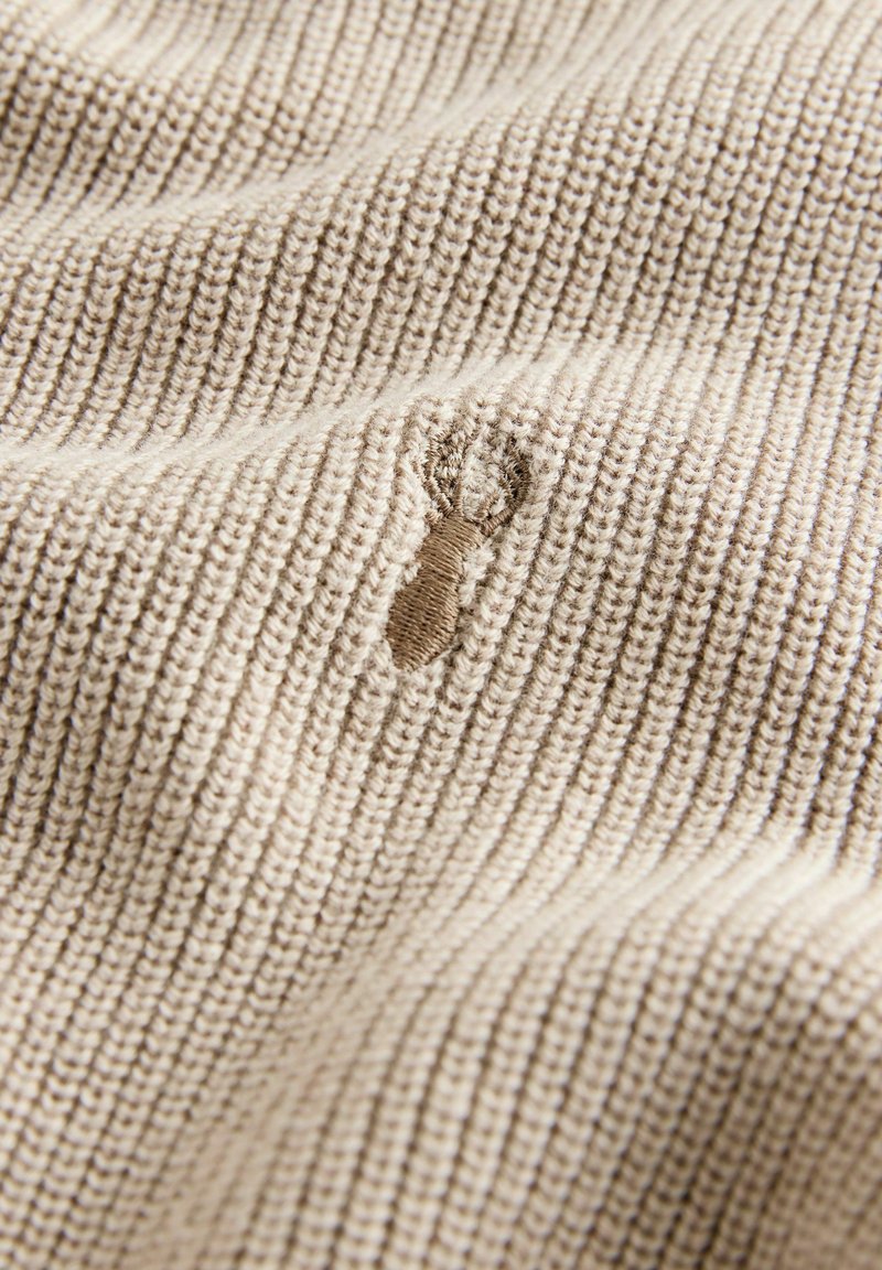 Next WITH STAG FIT CREW NECK - Stickad tröja - neutral/beige - Zalando.se