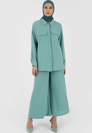 Modanisa SUIT - REFKA CASUAL SET - Broek - purple/paars - Zalando.nl