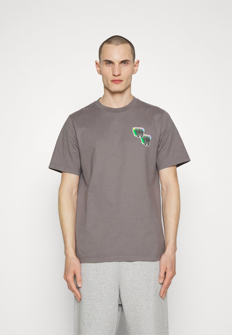 Wood Wood BOBBY LOGO - T-Shirt print - granite grey/grau - Zalando.de