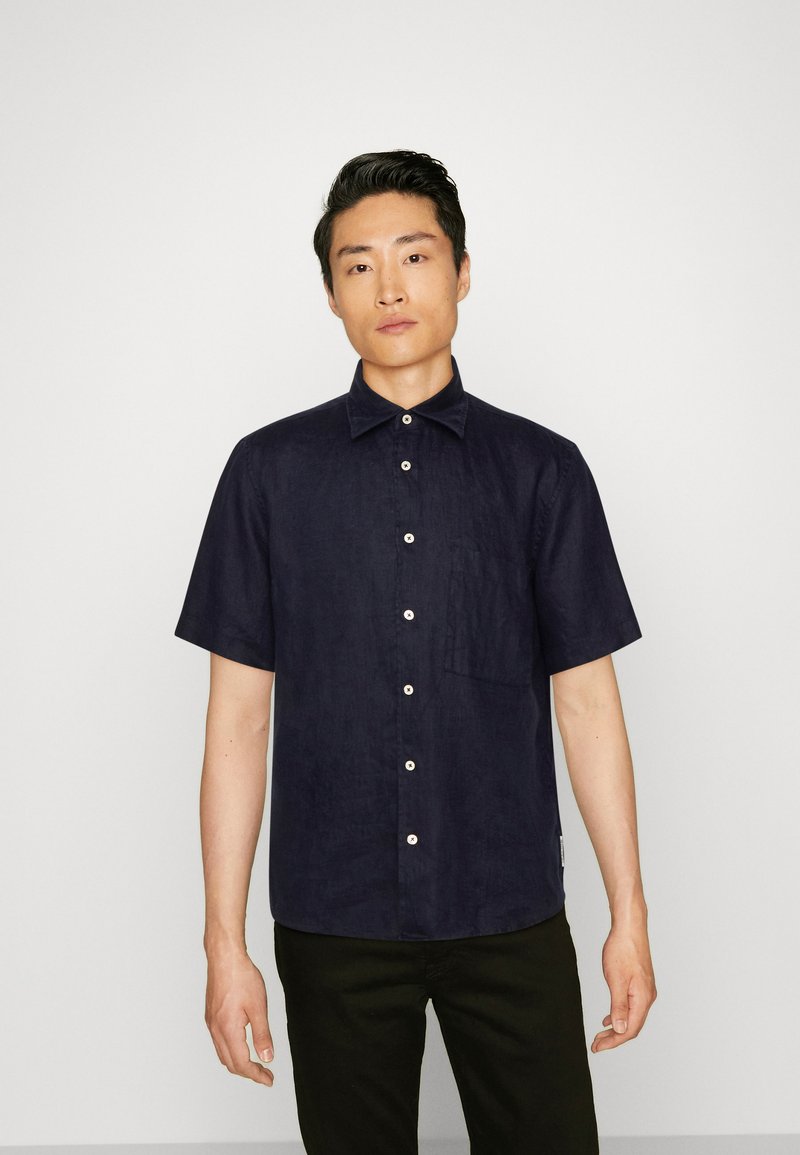 Marc O'Polo KENT COLLAR SHORT SLEEVES ONE RECTANGULAR CHEST POCKET ...