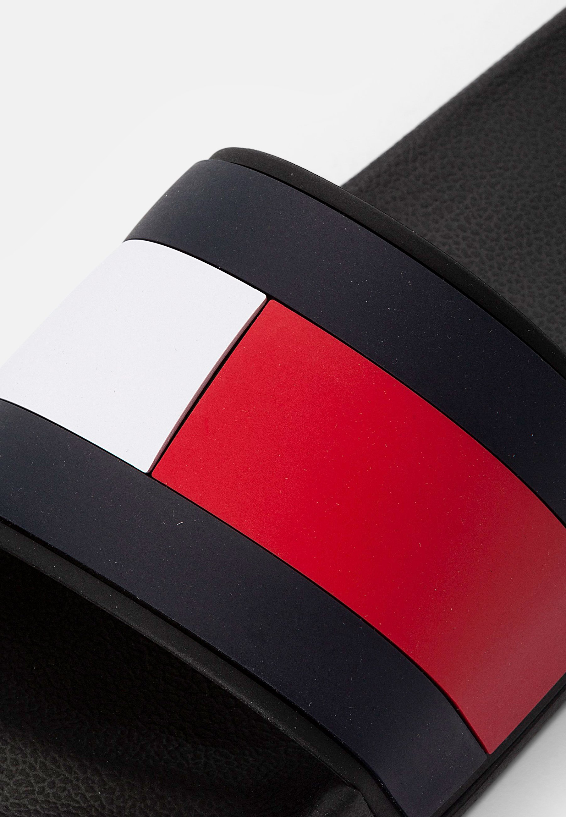 Tommy hilfiger essential flag pool slide store
